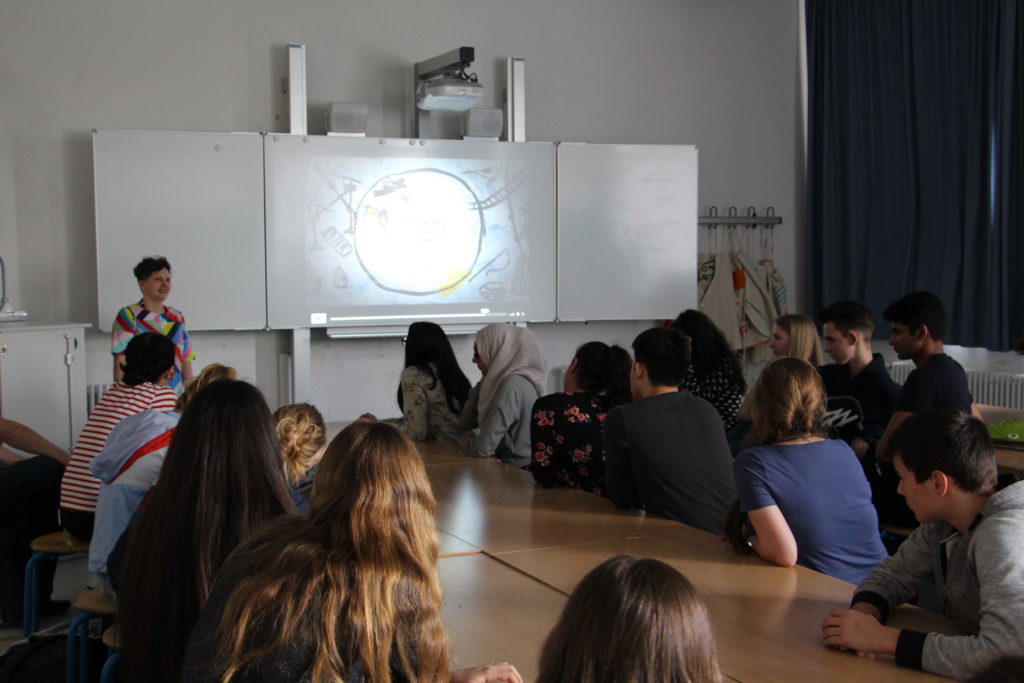 Trickfilmregisseurin Anna Bergmann am Wiggy >> Wirtemberg-Gymnasium